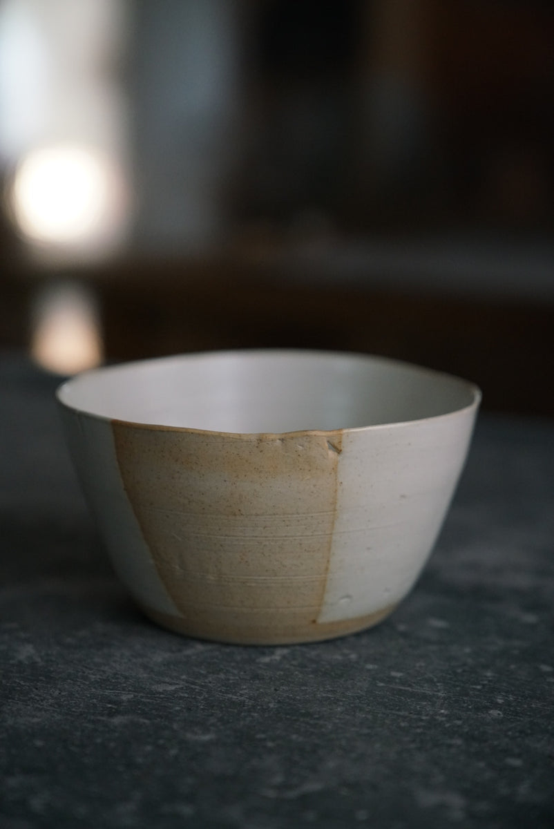 White Two Tone Bowl – Snows Point Pottery